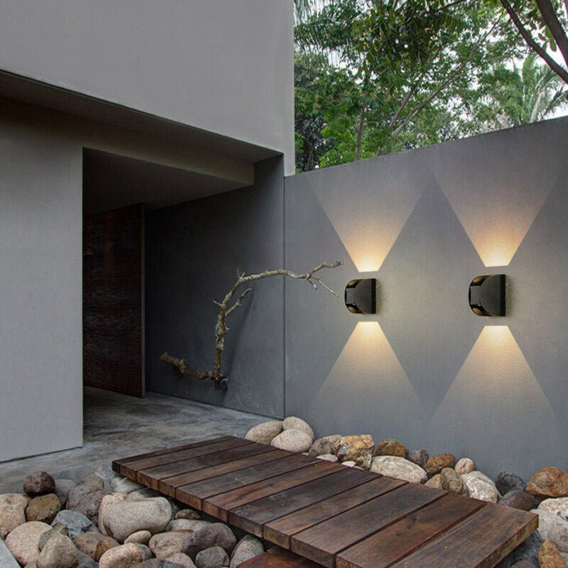 Black Outdoor Waterproof Aluminum LED Wall Scones For Garden — Mirodemi